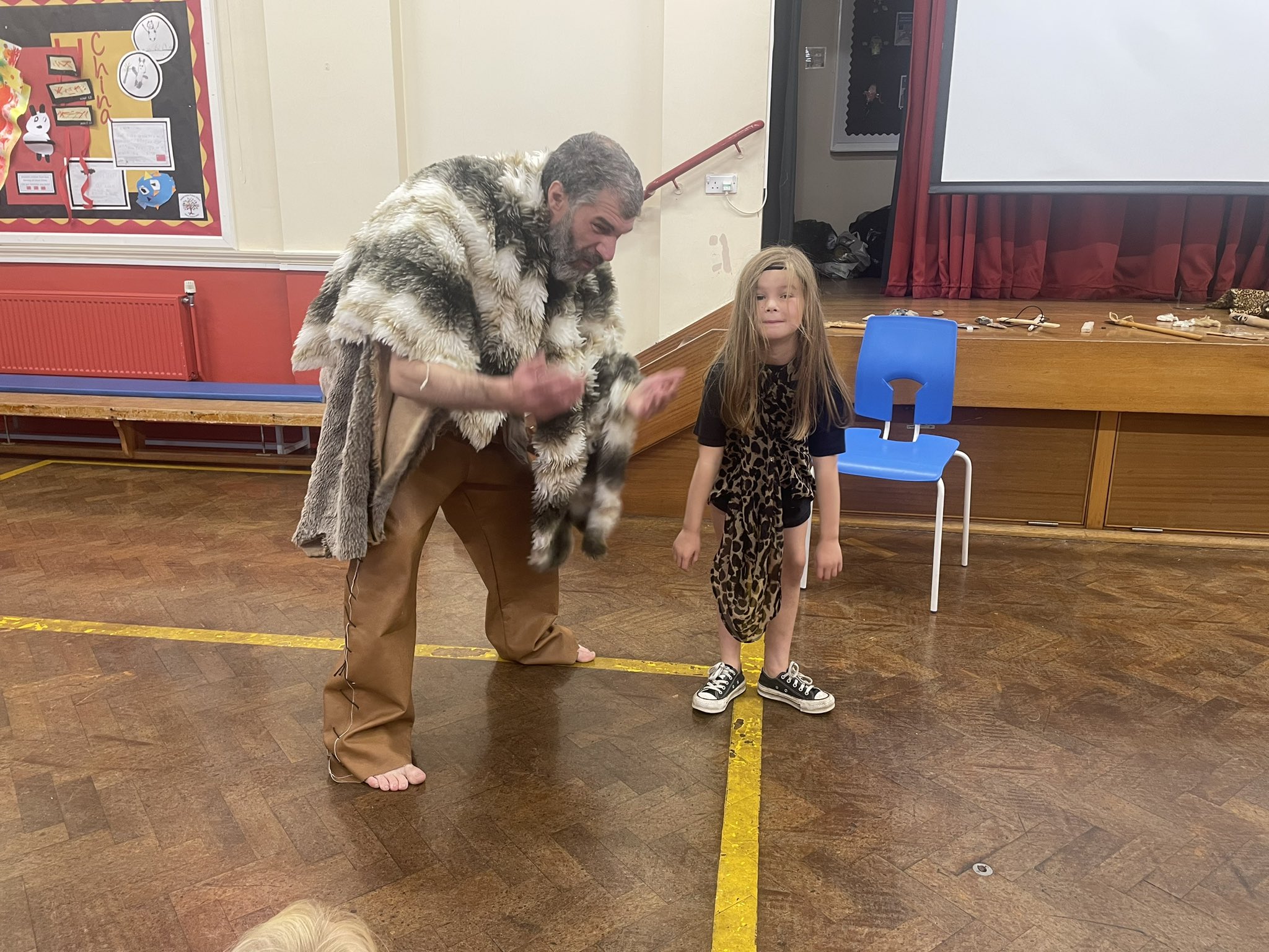 Year 4 Stone Age Day : Thorpe Hesley Primary School